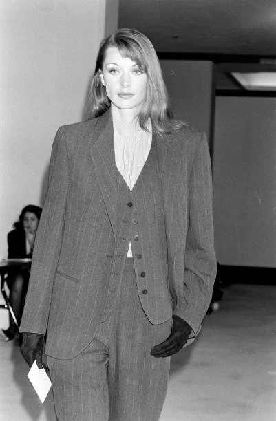 LUDMILA ISAEVA MALAHOVA model in a Giorgio Armani fashion show 1993 Old ...