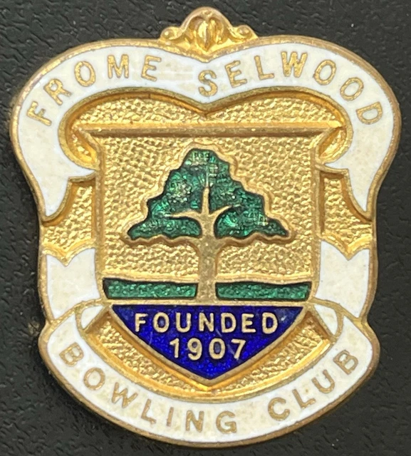 FROME ELWOOD BOWLING Club Crest Pin Badge Crown Flat Green Bowls ...