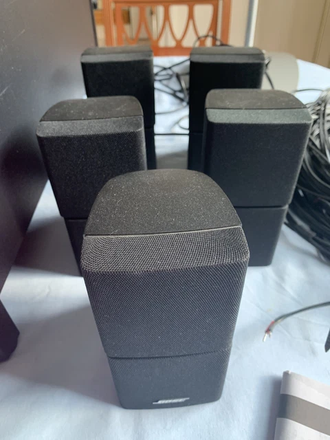 BOSE ACOUSTIMASS 10 Series II Speaker System 5x speakers cables stand ...