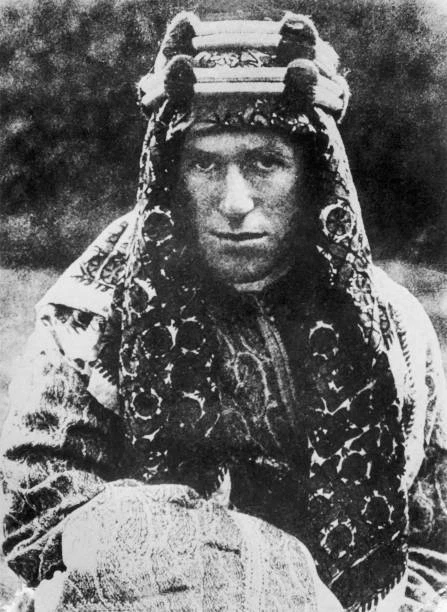 LAWRENCE OF ARABIA disguised as a Syrian gypsy woman 1918 OLD PHOTO EUR ...