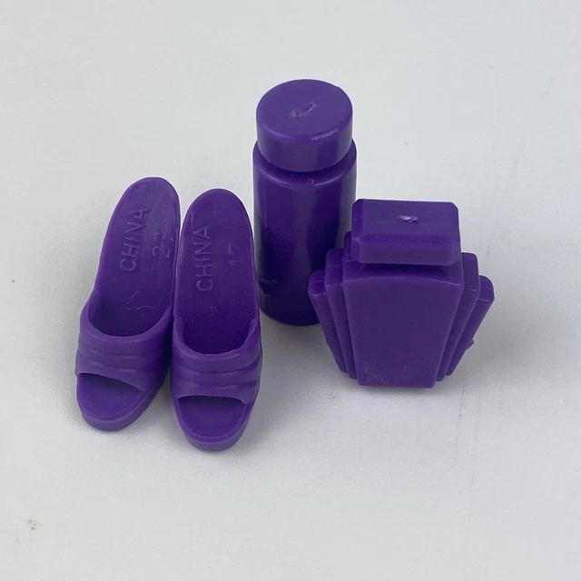 BARBIE BAMBOLA MATTEL Accessori Vintage Anni '90 Scarpe Profumo ...
