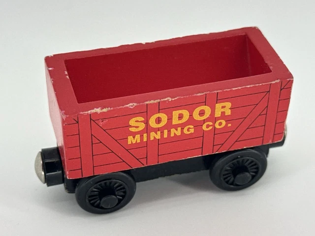 THOMAS & FRIENDS Wooden Railway Sodor Mining Co. Gold Car Red Train $18 ...
