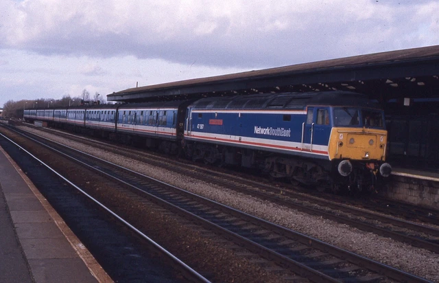ORIGINAL 35MM SLIDE 47581 NSE (revised) livery at Oxford 15-02-1992 B01 ...