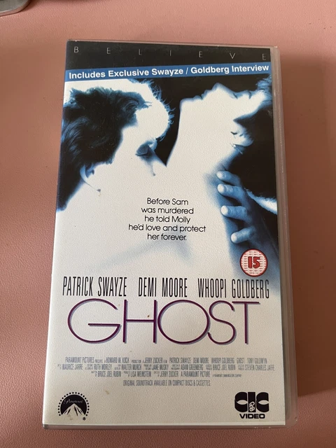 GHOST (VHS VIDEO 1990) CIC Video Release, Starring Patrick Swayze and ...