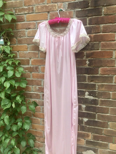 VINTAGE NYLON NIGHTGOWN M. 46" Slumber Suzy Canada PINK $26.99 ...