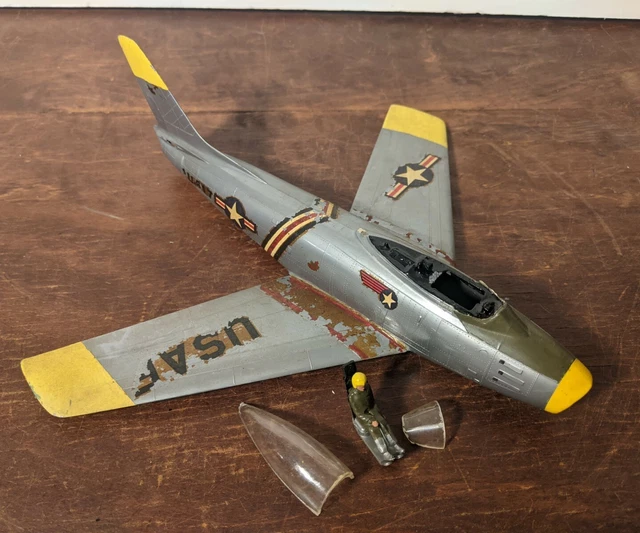 VINTAGE AIRPLANE MODEL F-86 Sabre Fighter Jet USAF Built Plastic 1960s ...