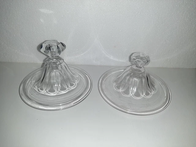 2 COUVERCLES DE bonbonnière ou drageoir en cristal taillé Baccarat ... 2 COUVERCLES DE bonbonnière ou drageoir en cristal taillé Baccarat ...