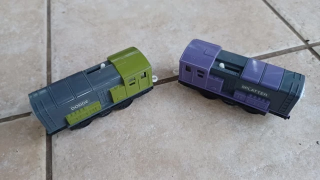 THOMAS TRACKMASTER DODGE & Splatter trains (battery operated). TOMY ...