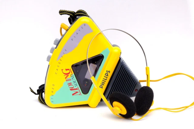 PHILIPS 'MOVING SOUND' D6608 Triangle Cassette Personal Stereo ...