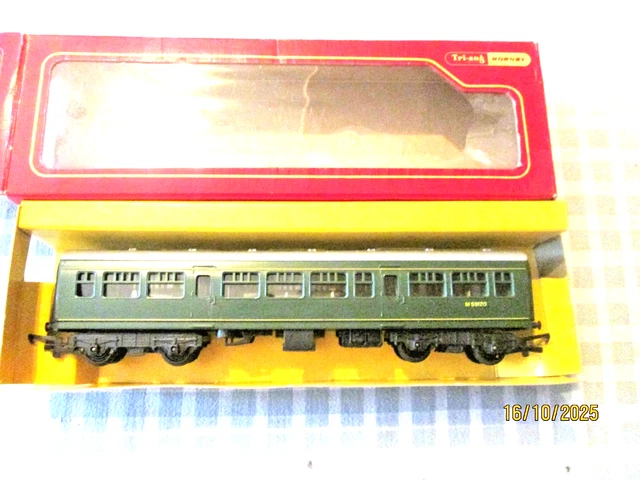 HORNBY 00 GAUGE R334 - Dmu Centre Coach-Boxed £14.65 - PicClick UK