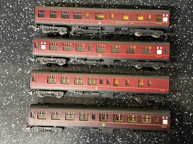 LIMA OO GAUGE BR MK1 Maroon coaches, Nice Condition £21.50 - PicClick UK