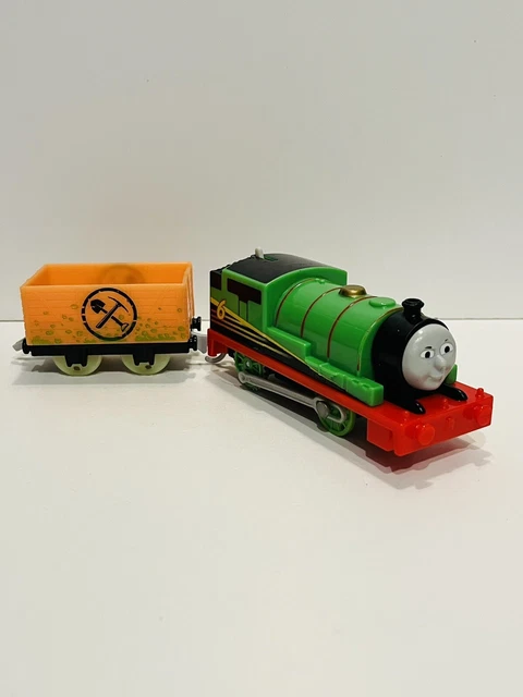 THOMAS & FRIENDS Trackmaster Racing Percy motorised Thomas The Tank ...