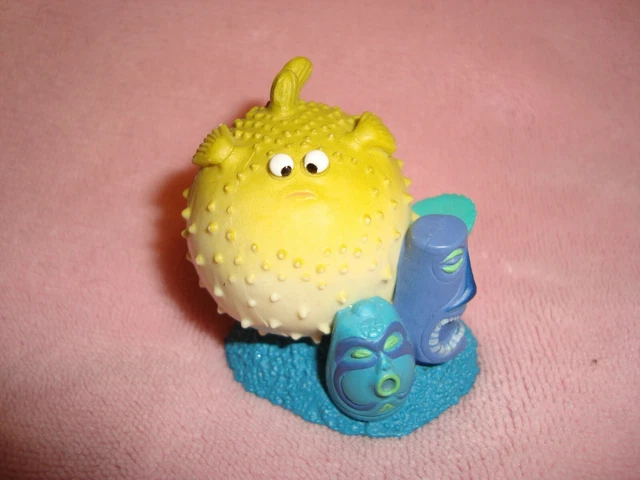 DISNEY PIXAR FINDING Nemo porcupine pufferfish BLOAT Plastic Figure 2 ...
