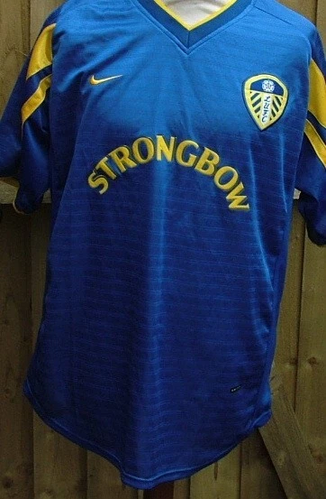 LEEDS UNITED NIKE 2001/2003 Blue Strongbow Short Sleeve Shirt Ch 44 ...