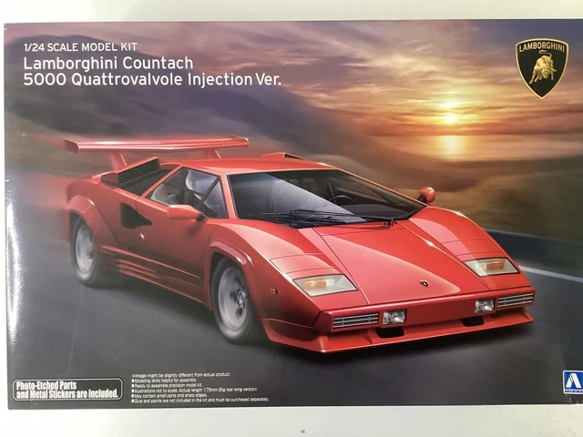 AOSHIMA 1/24 LAMBORGHINI Countach Quattrovalvole injection version £40. ...