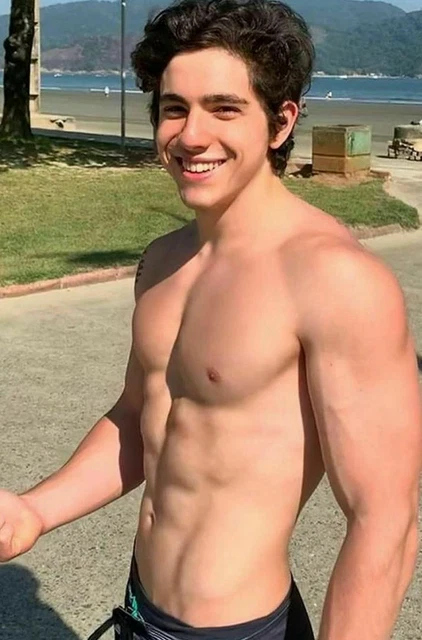 Shirtless Male Muscular Smiling Smiling Handsome Man Beefcake Photo 4x6