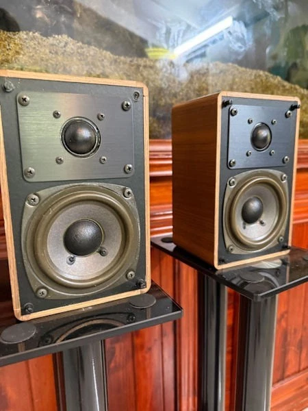 RARE VINTAGE LUX Corp SR-005 small bookshelf speaker Made in Japan $551 ...