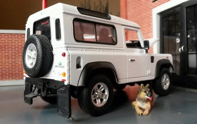 LAND ROVER DEFENDER 90 White TD5 TDCI Welly NEX 1:24 Scale Model ...