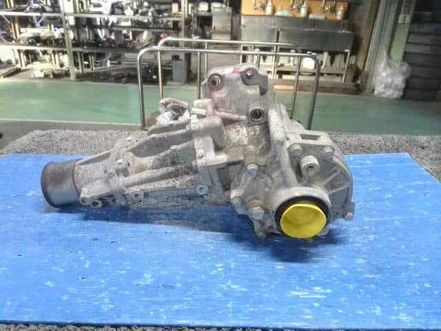 MITSUBISHI DELICA D5 2013 DBA-CV5W Transfer Case [Used] [PA105037669] £ ...