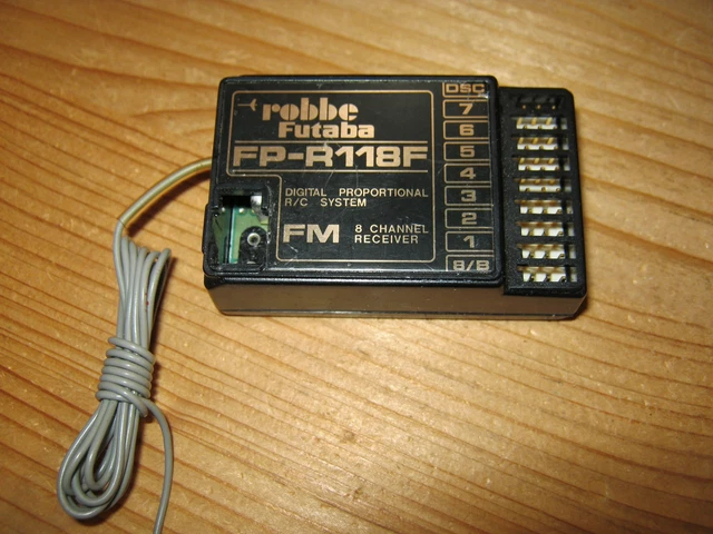 EMPFÄNGER ROBBE FUTABA R 118 F Kanal Empfänger FM 7 Kanal 40 Mhz EUR 29 ...