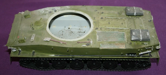 TRUMPETER PT-76 AMPHIBIOUS Tank 1:35 scale model for parts, spares or ...