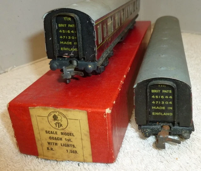 TRIX TTR BR 1st Class Coach With Lights x 2 - One Boxed 1/569 £9.95 ...