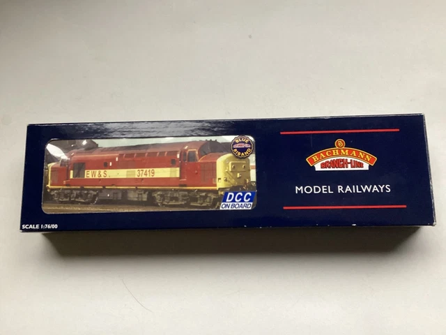 BACHMANN OO 32-375DC Class 37/6 Diesel loco. DCC. Lights. Original box ...
