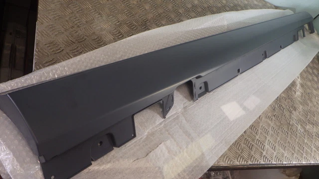 MERCEDES W213 SILL trim drivers new genuine AMG E Class A2136980600 £ ...