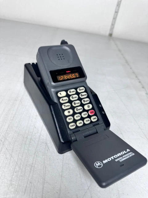 1993 MOTOROLA FLIP Cell Phone LED Charger XT Vintage Brick Mobile Prop ...