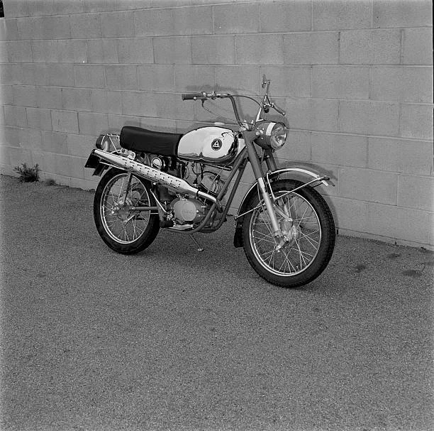 1966 HODAKA ACE 90 Scrambler Motorcycle Road Test 3 Motor Racing Old ...