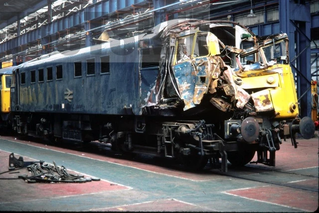35MM SLIDE BR British Railways Electric Loco 81 81016 1983 Original £3. ...