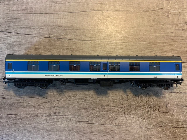 39-156 BACHMANN OO Gauge BR Mk1 Corridor 1st FK Coach (Pre-Owned) £57. ...