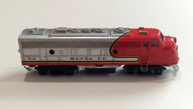 BACHMANN SANTA FE EMD F9 Diesel Locomotive 215 N Scale £12.44 - PicClick UK