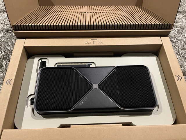 NVIDIA RTX 5090 Founders Edition Fe GeForce (176 ROPs) EUR 4.999,00 ...