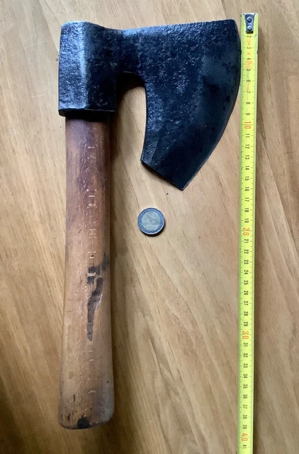 OUTILS ANCIENS, TRES belle doloir de charpentier avec une magnifique ...