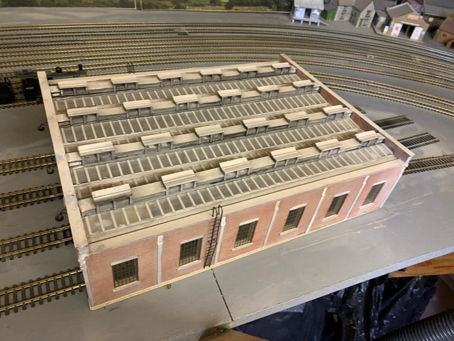 BACHMANN SCENECRAFT 4 Road Engine Shed 44-050 Boxed £122.00 - PicClick UK