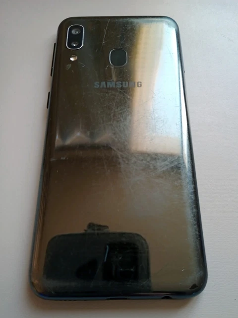 SAMSUNG GALAXY A20E SM-A202F/DS - 32 Go - Double SIM - 3 Go RAM - 5,8 ...