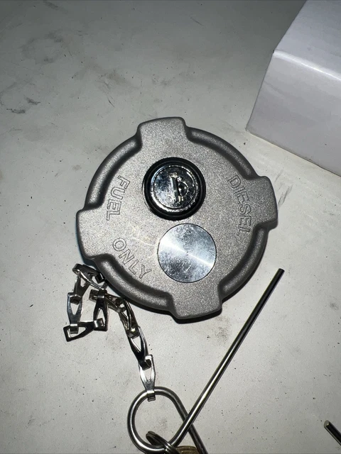 2 1/4& LOCKING Diesel Fuel Cap Compatible with Reefer Trailer ...