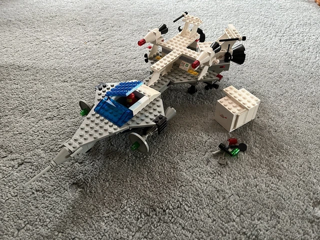 LEGO SPACE: STARFLEET Voyager (6929) Complete With Instructions Great ...