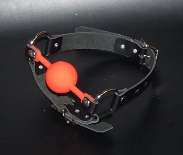 NEW REAL LEATHER locking + chin strap RED or BLACK UK SILICONE BALL GAG ...