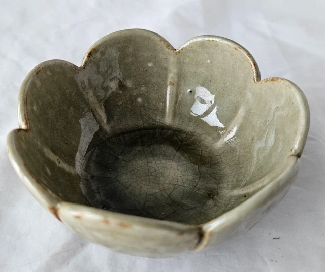 STUDIO POTTERY BOWL, stunning celadon glaze, oriental style petal form ...