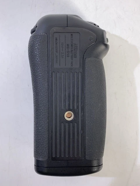 NIKON MB-D10 BATTERY Grip for D700 D300 Functional w/ Wear Excellent ...