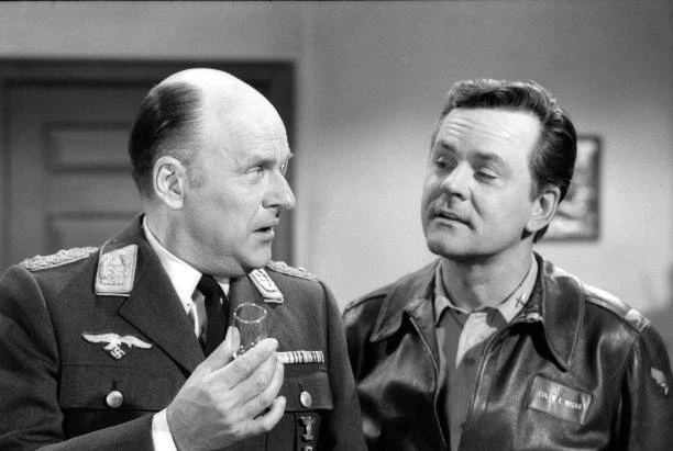 Hogans Heroes 1970 With Werner Klemperer Old Tv Photo Eur 6 58