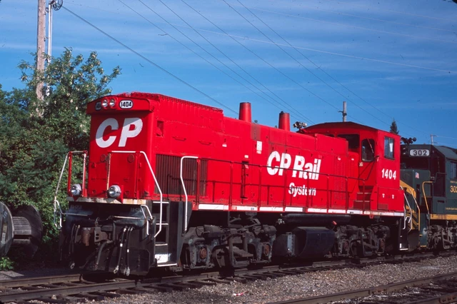 CANADIAN PACIFIC CPR MP15AC 1404 - Clean! - CP Rail System paint 2015 T ...