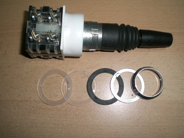 JOYSTICK SCHALTER 4-POSITION Steuerschalter Kreuzschalter CEMA ...