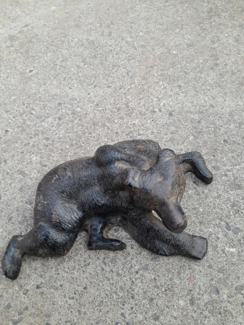 OURS EN FONTE. Objet De Vitrine. Estampillé EUR 18,00 - PicClick FR