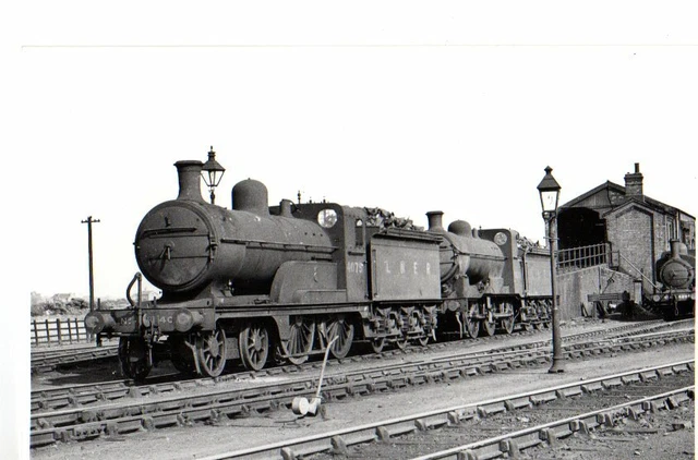 RAIL PHOTO LNER GNR 440 D2 4075 Doncaster shed Yorkshire £2.59 ...