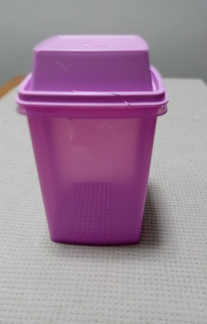 TUPPERWARE LARGE PICK-A-DELI Pickle Keeper Container PURPLE 1560-2 $12. ...