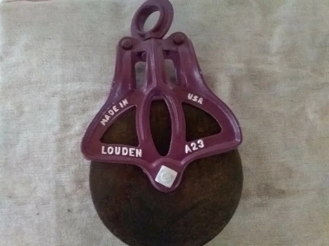 ANTIQUE VINTAGE LOUDEN A23 Cast Iron And Wood Barn Pulley £80.78 ...