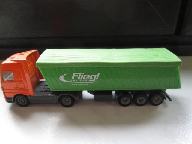 SIKU Mercedes LKW mit Kippsattel Auflieger und Gummiplane 1796 sehr ...